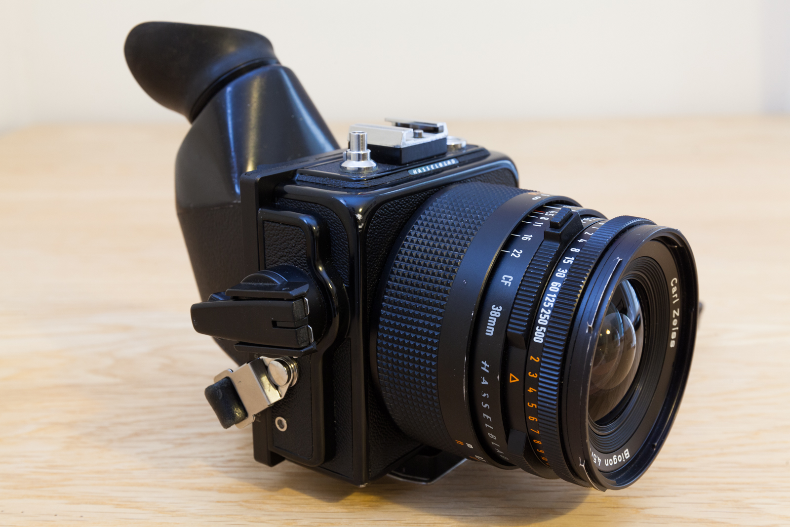 Hasselblad SWC/M : un moyen-format argentique unique | Pierre-Louis Ferrer